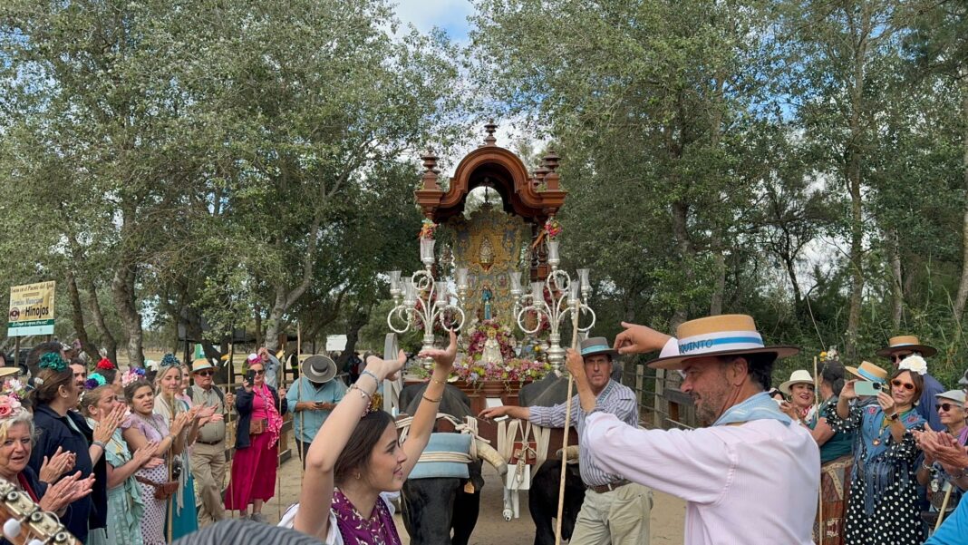 Los rocieros de Montequinto ya están en el Rocío